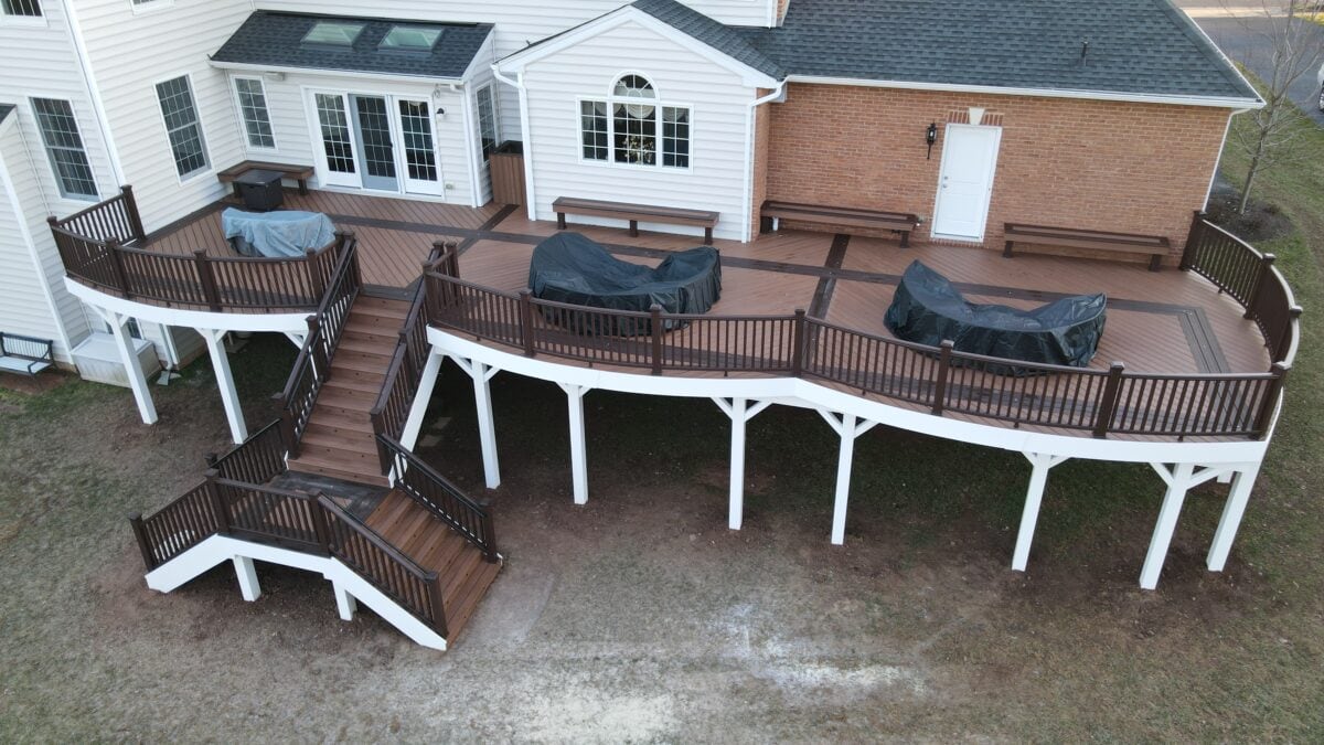 Elegant Curved Deck With Picture Framing | Dominion Custom
